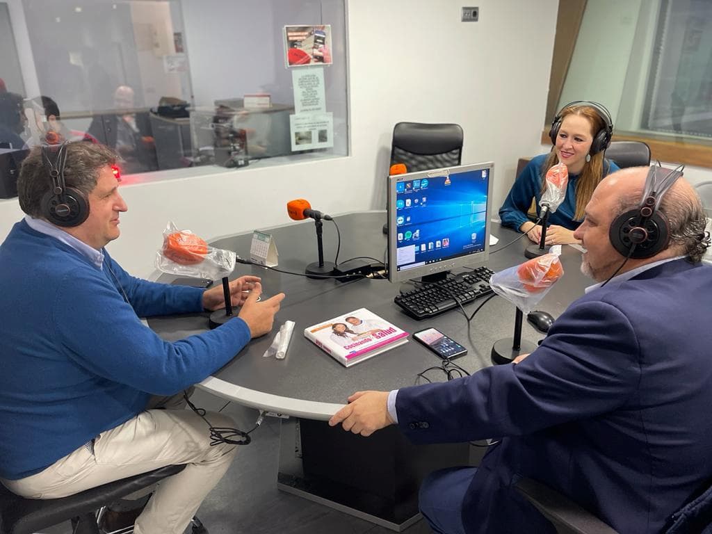 Entrevista a la Dra. Arrojo y al Chef Pablo Balbona en Libertad FM